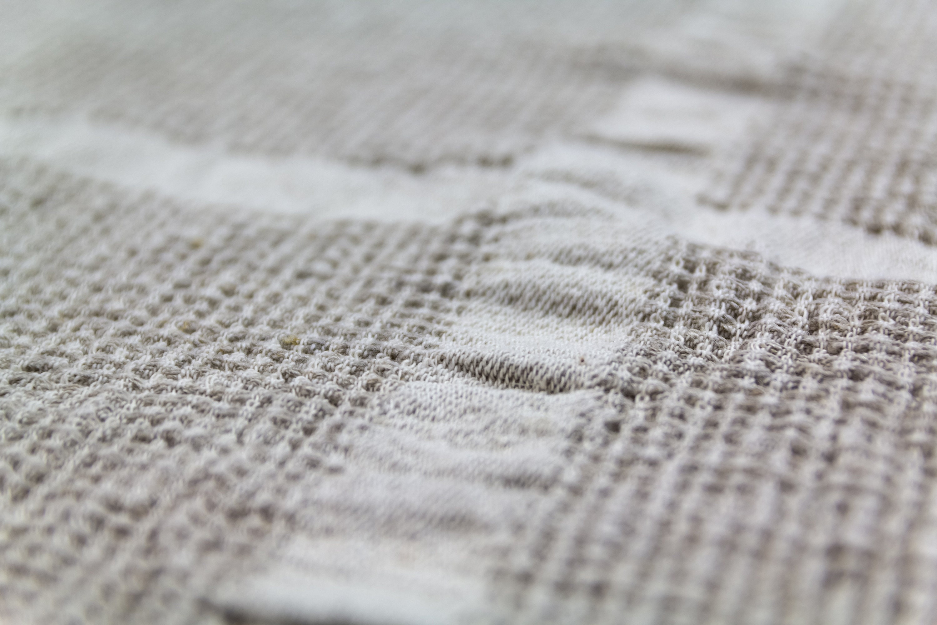 Washed Linen Massage Towel For Sauna Natural Waffle Bath Towel Light