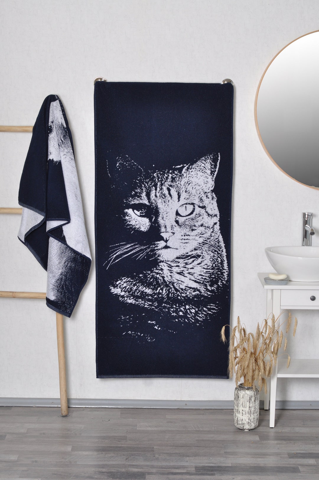 Mysterious Cat Bath Towel: Woven Cotton, Gift for Cat Lovers - Etsy