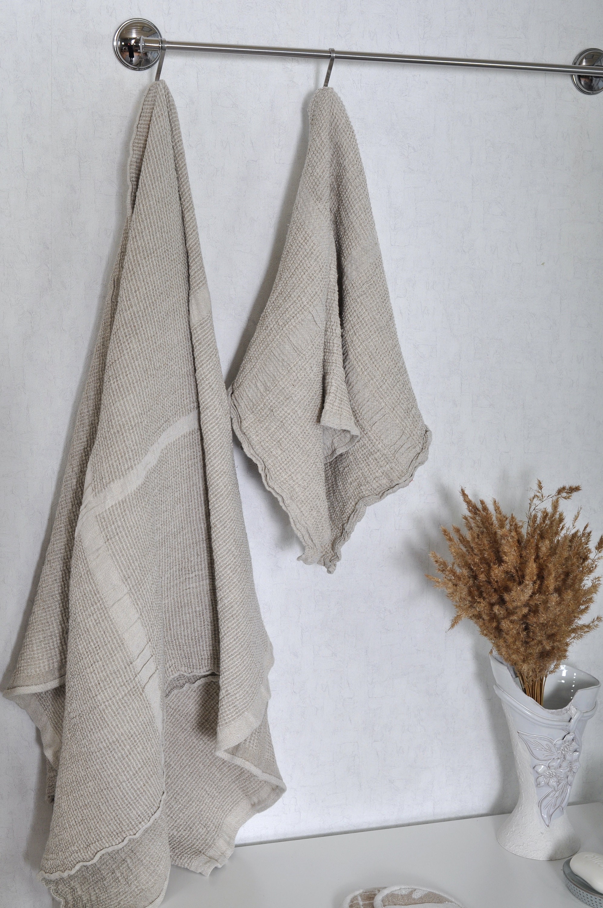 Washed Linen Massage Towel For Sauna Natural Waffle Bath Towel Light
