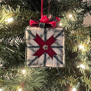 Holiday Present Square Quilted Christmas Ornament - Etsy
