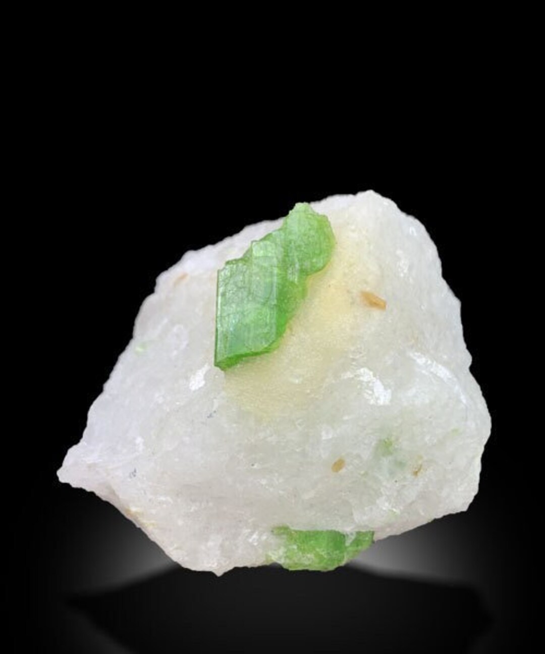 Pargasite Crystal, Pargasite Specimen, Green Pargasite Crystal, Natural ...