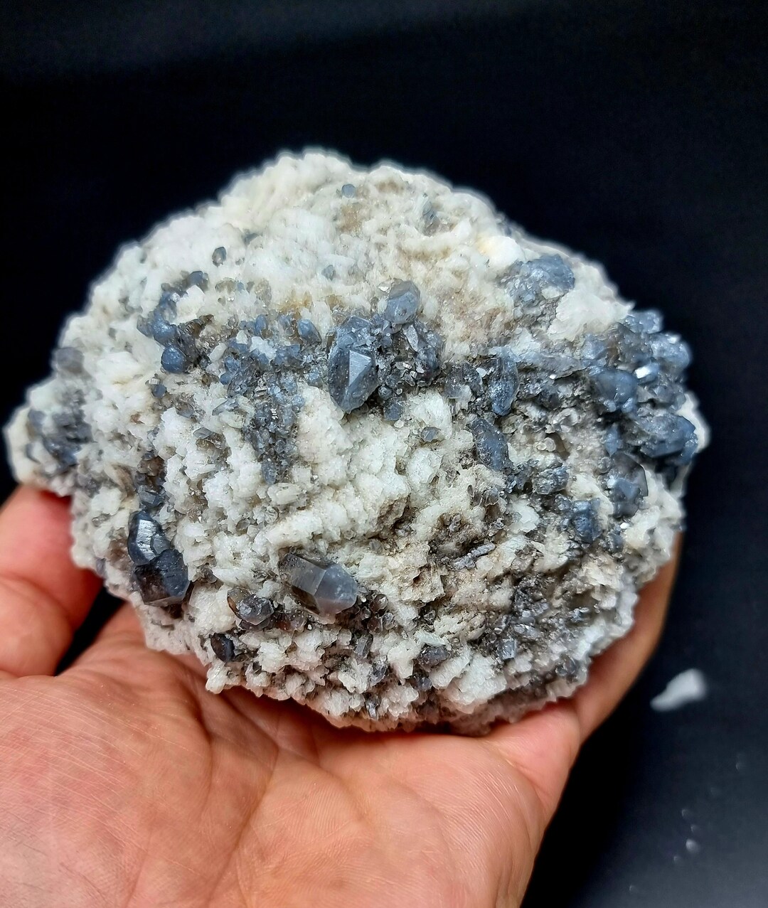 800 Gram. Quartz Crystal, Blue Quartz, Full Terminated and Undamaged ...
