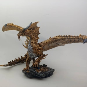 Gold Dragon Miniature - Rescale Miniatures - Dnd Miniatures - Role ...