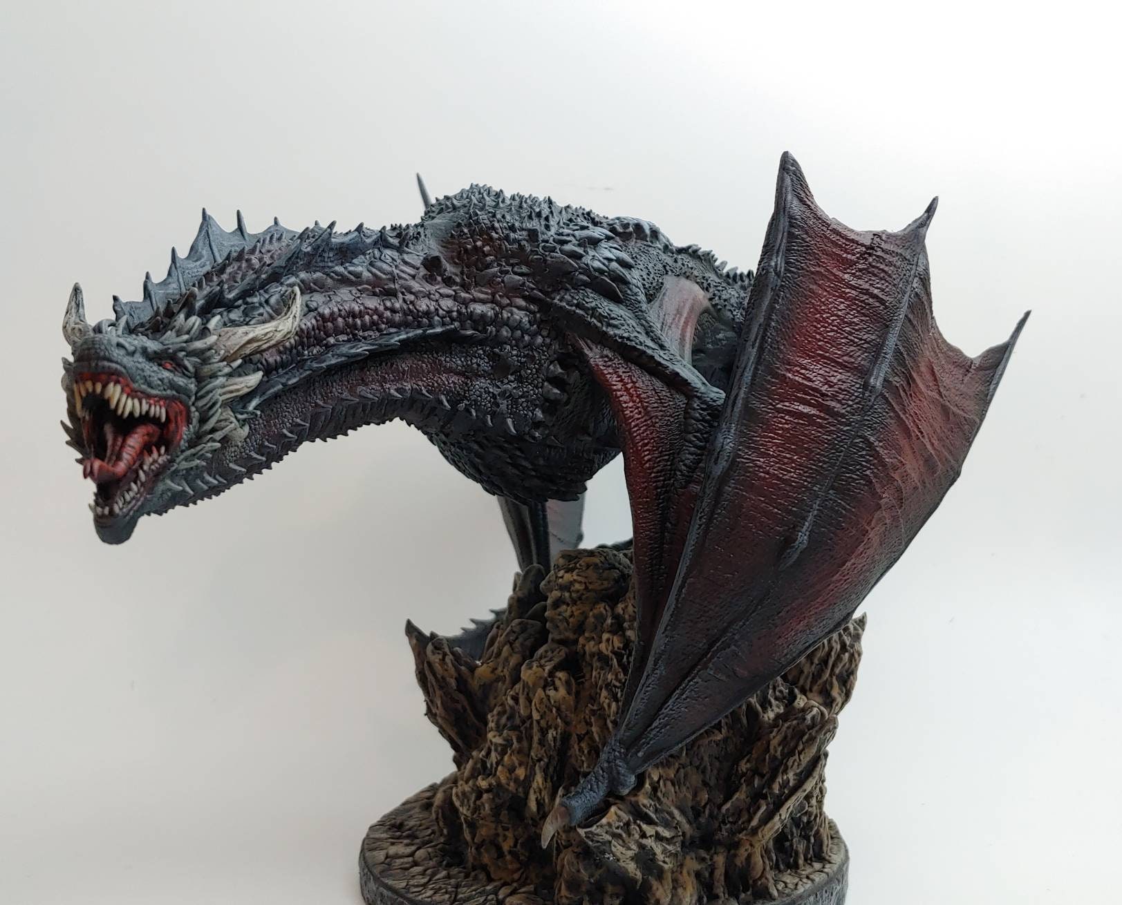 Queen of Dragons Miniature - Dnd Miniatures RPG Role Playing Game Got ...