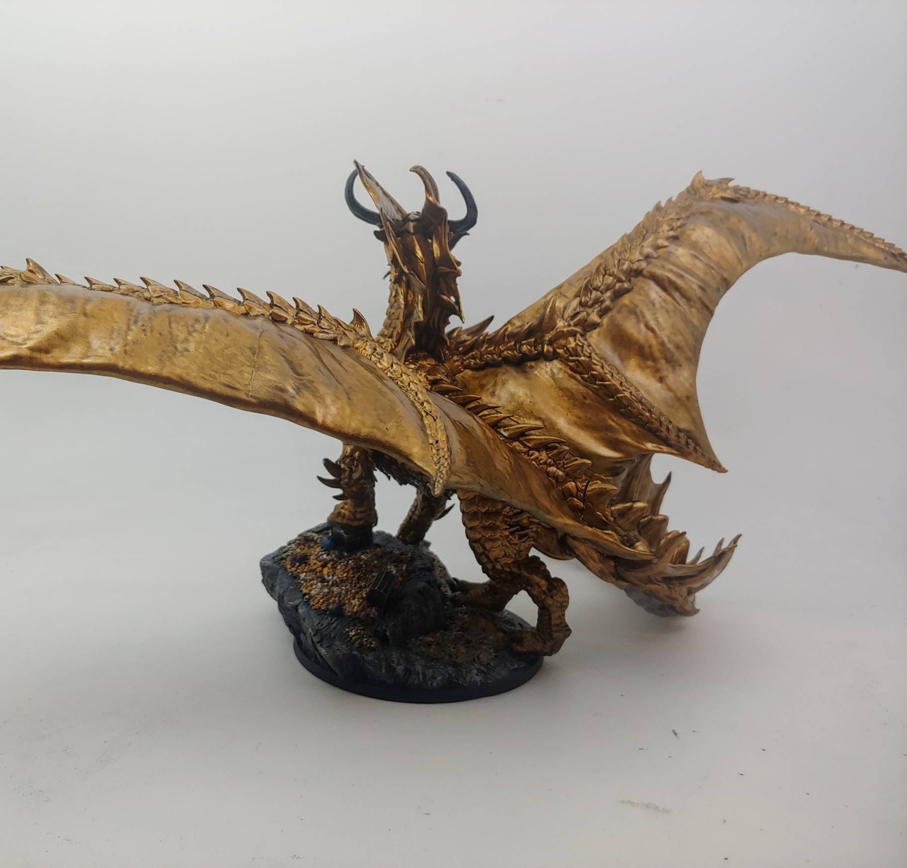 Gold Dragon Miniature - Rescale Miniatures - Dnd Miniatures - Role ...