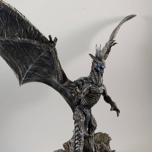 Silver Dragon Miniature - Rescale Miniatures - Dnd Miniatures - Role ...