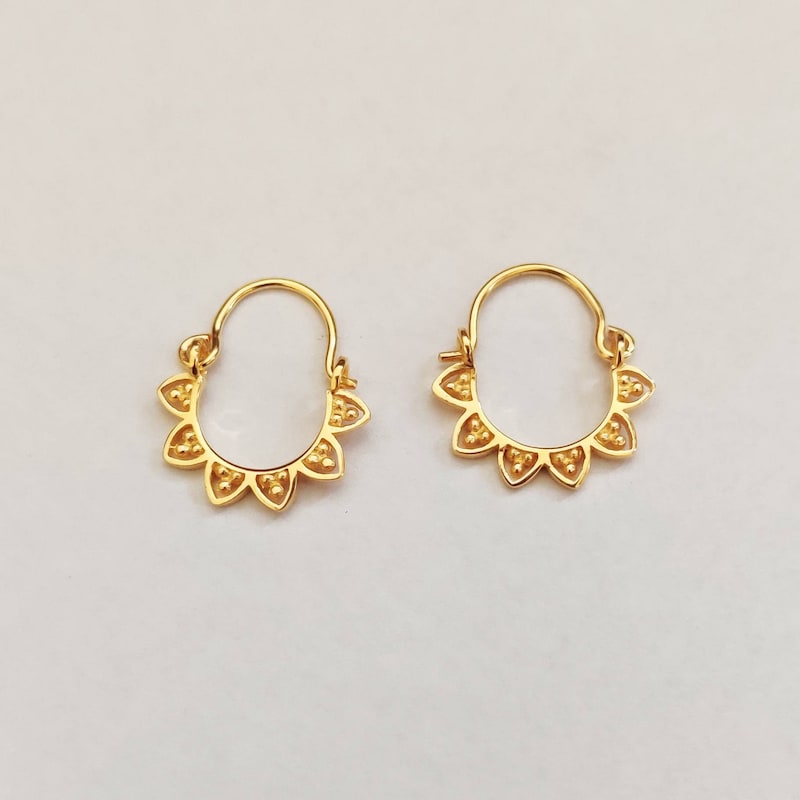 18k Gold Earrings - Etsy