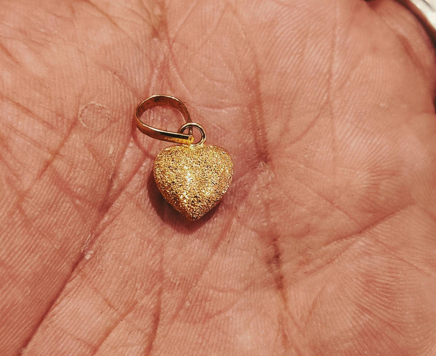 22k Gold Locket, Heart Locket, Gold Pendant, Minimal Gold Pendant ...