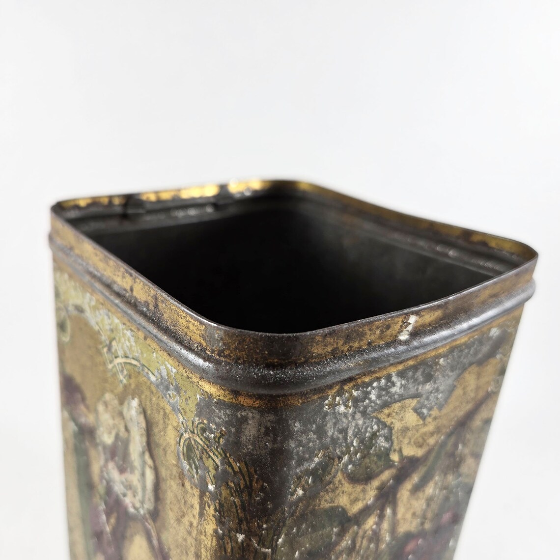 Vintage Storage Tin With Transferware Flowers Chippy Rusty Decorative ...