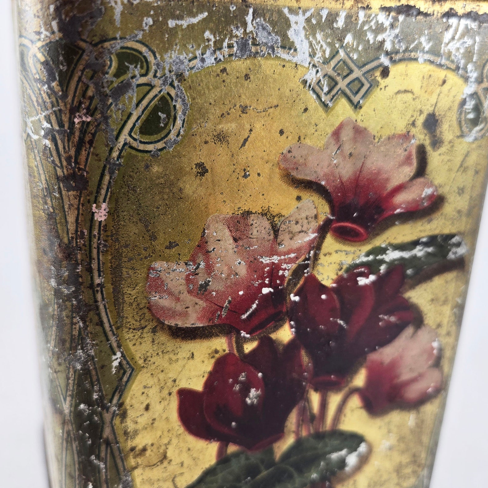 Vintage Storage Tin With Transferware Flowers Chippy Rusty Decorative ...