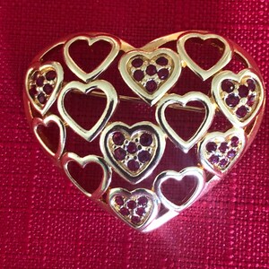 Vintage Gold Heart Brooch With Ruby Red Swarovski Crystals Swarovski ...