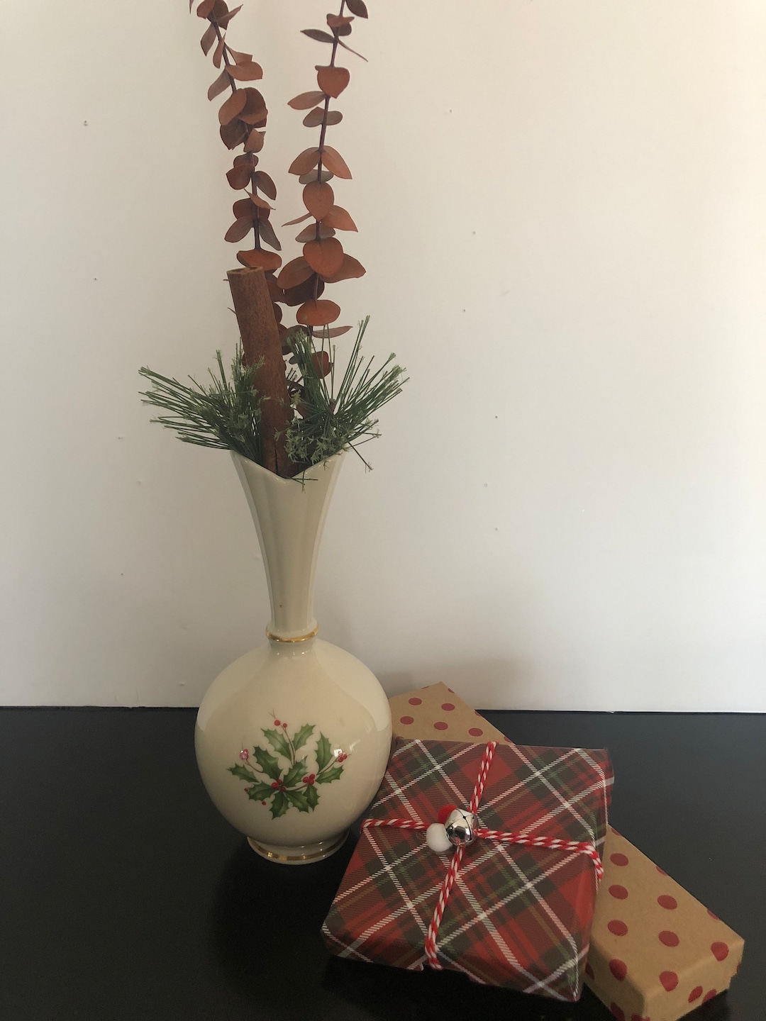 Lenox Holiday Vase holly and Berries Bud Vase Christmas Vase Christmas ...