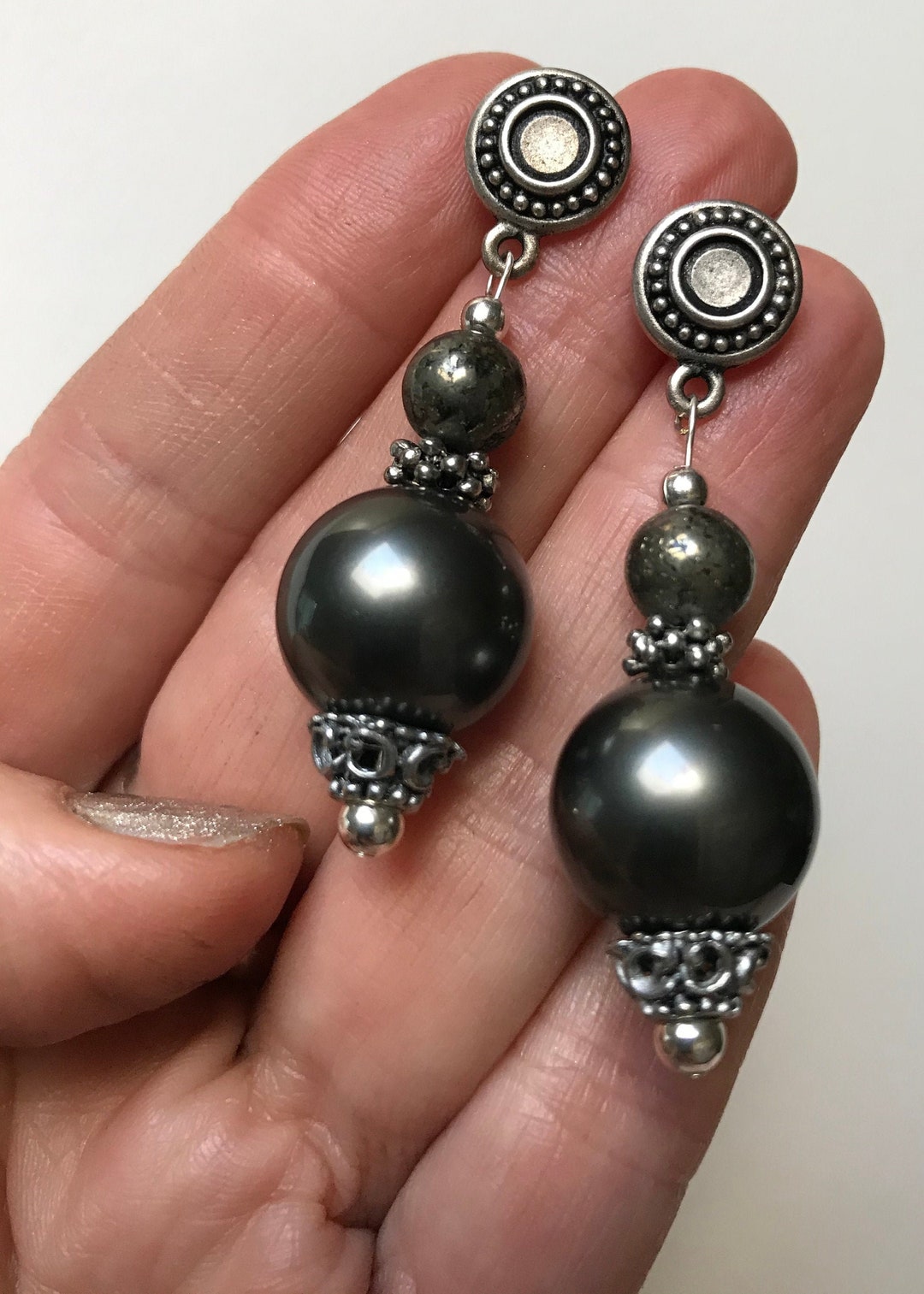 Rubbernecking the Gorgeousness - Etsy