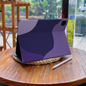 Purple Line Art iPad Case iPad Air 4/5 Case With Pencil Holder - Etsy UK