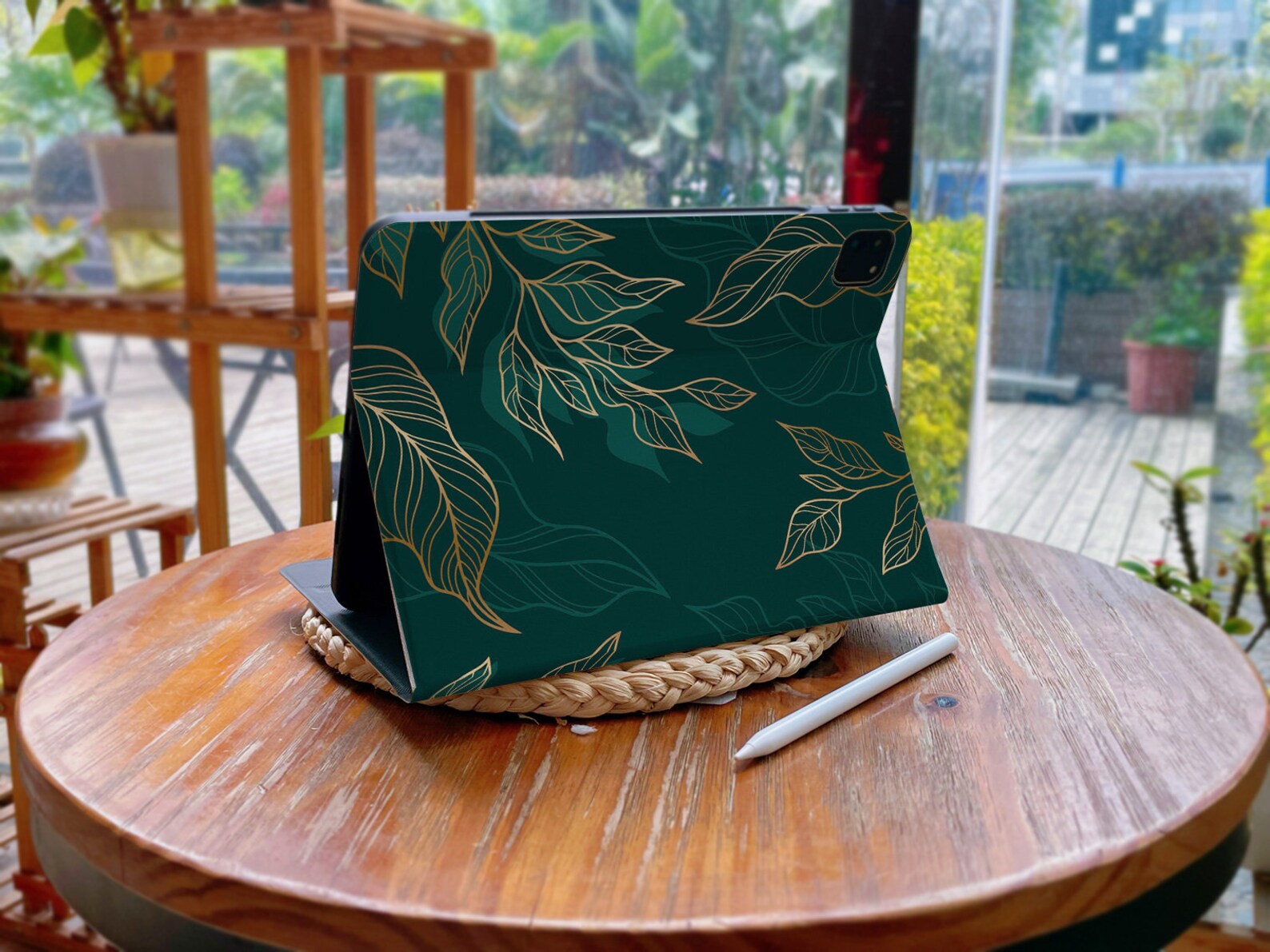 Blackish Green Leaves Ipad Case Ipad Air 4 Case With Pencil | Etsy UK