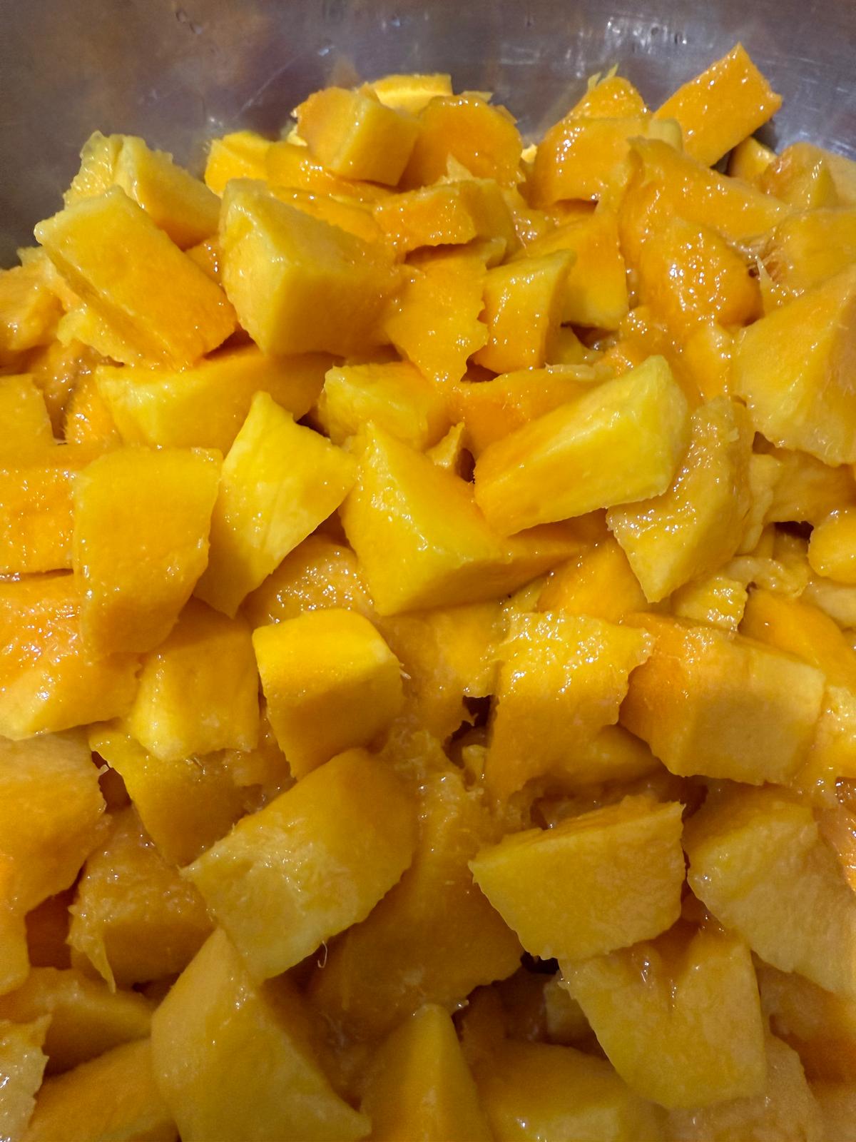 Fresh Sweet Mangoes Chunks 5LBS - the Actual Fruit - **shipped Frozen ...
