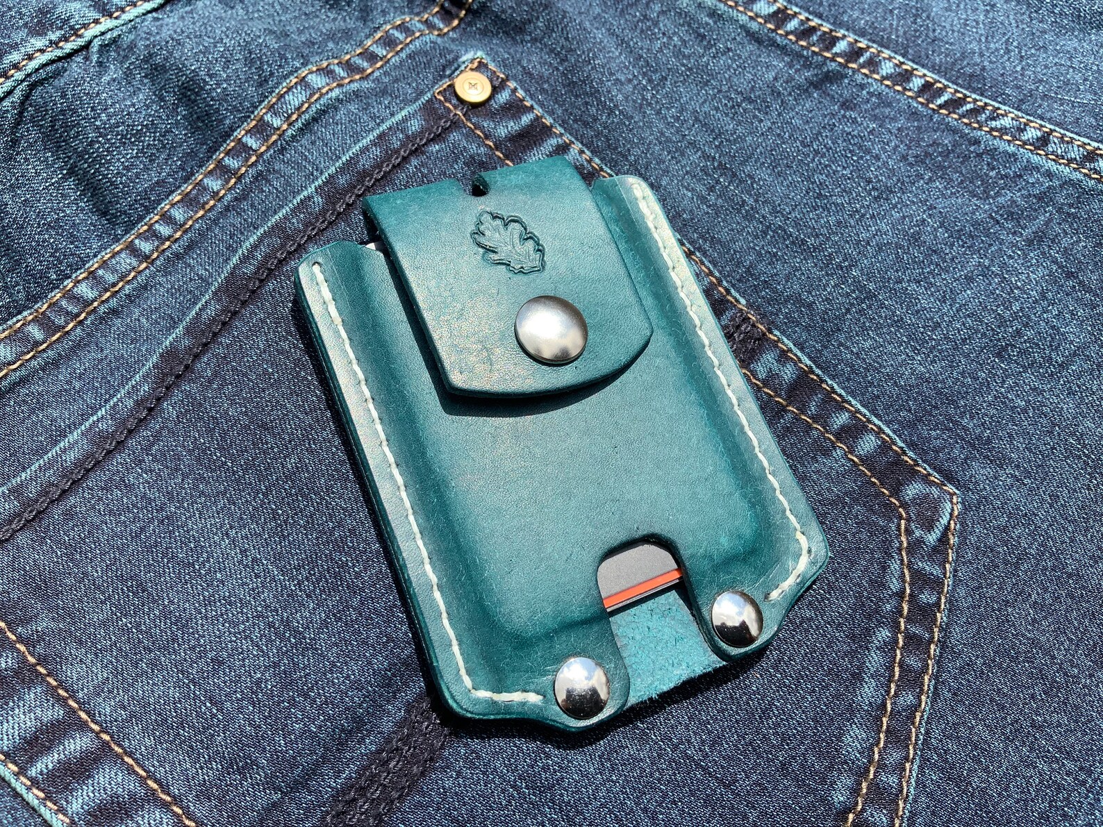 Oak Leaf Leather Minimalist Wallet Card Holder With Money | Etsy