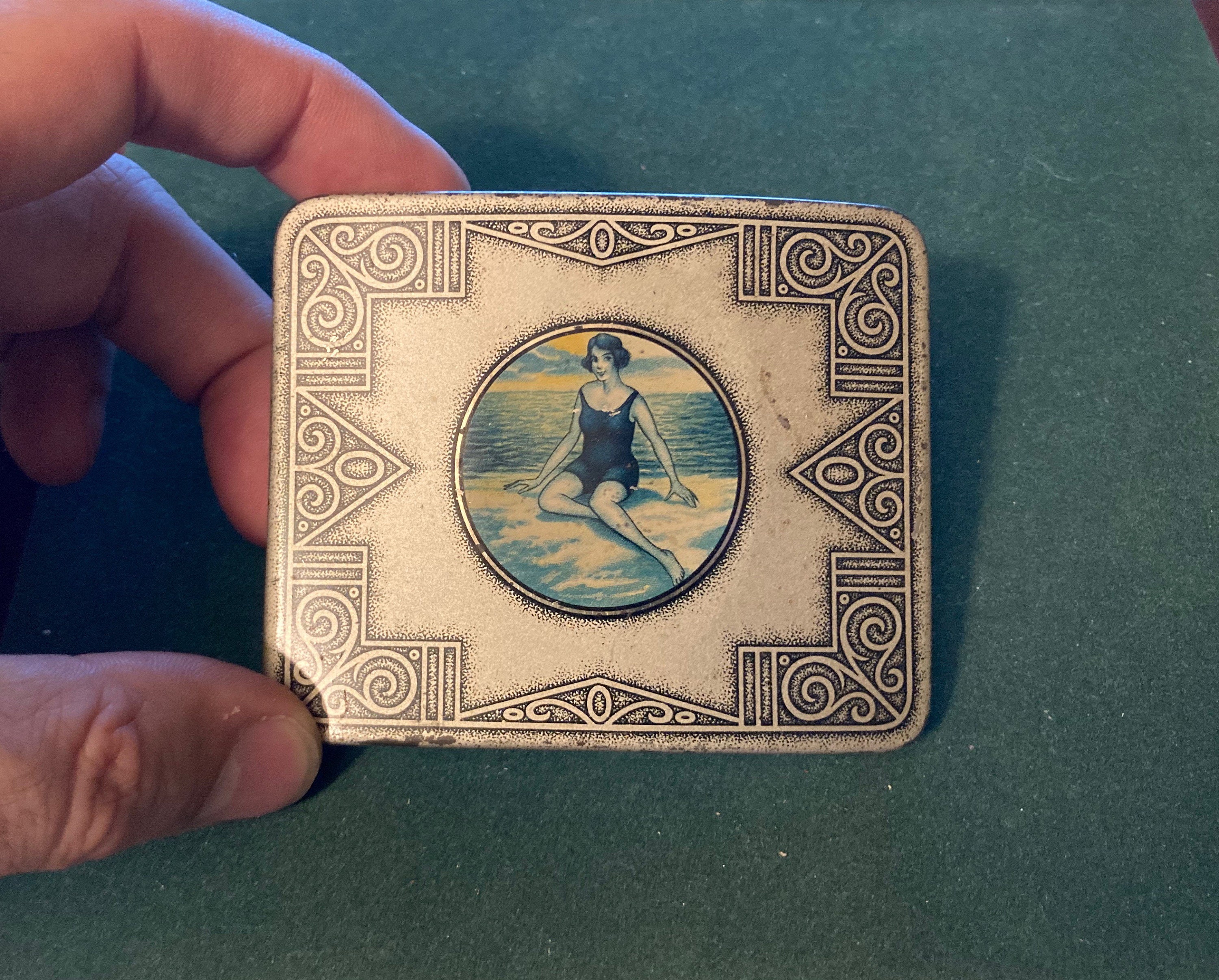 Rare Robert Sinclair's 'sea Queen' Cigarettes Tin - Etsy Australia