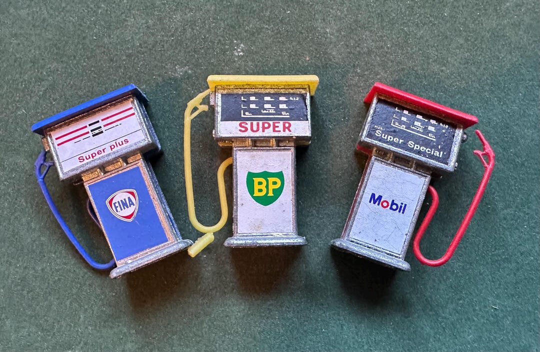 Set of 3 Vintage Diecast Miniature Model Petrol Pumps - Etsy