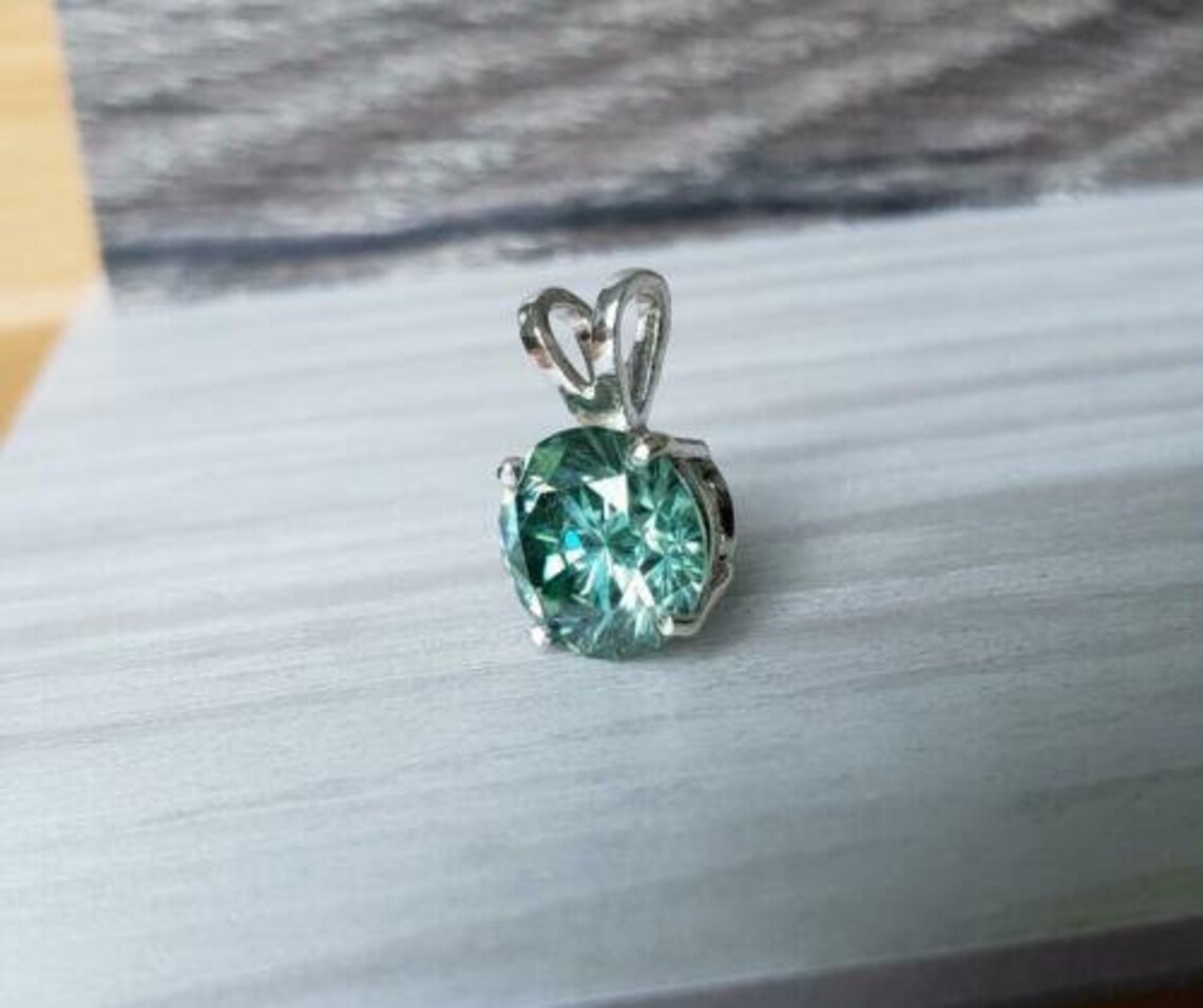 3.50 CT Round Cut Emerald Green Diamond Solitaire Pendant 925 - Etsy