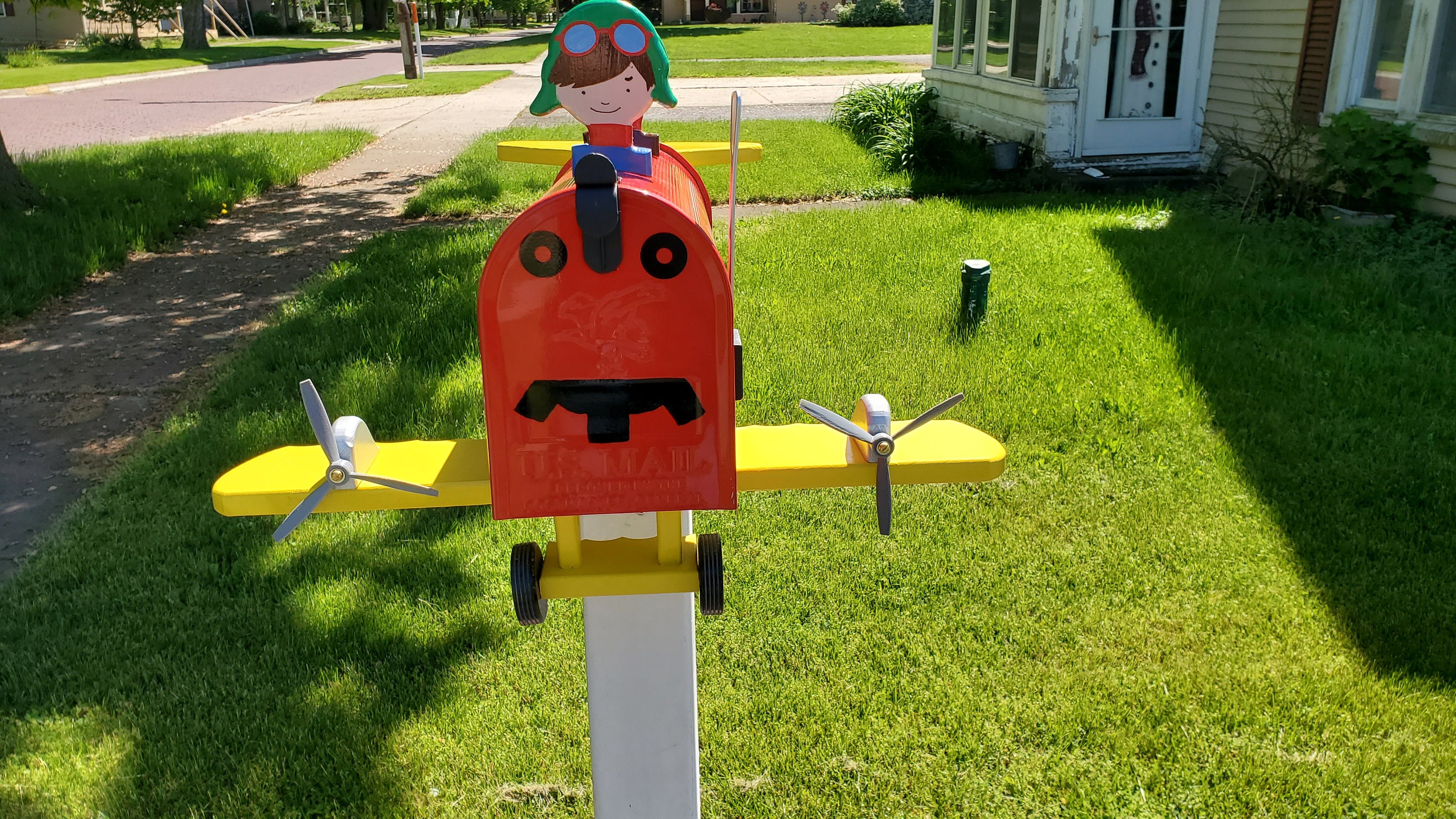 Customizable Airplane Mailbox's Rural Mailbox's Custom Mailbox's Red ...