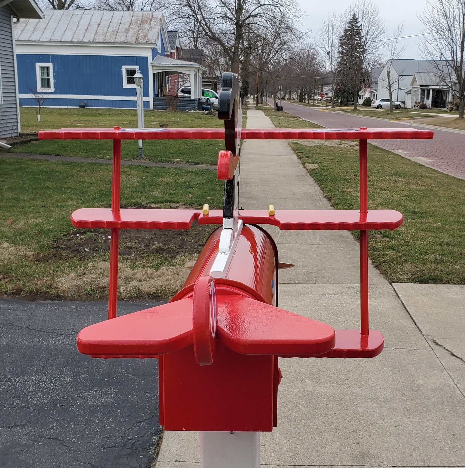 Red Baron Tri-plane Mailbox-mailbox-rural Tri-plane Mailbox-character ...
