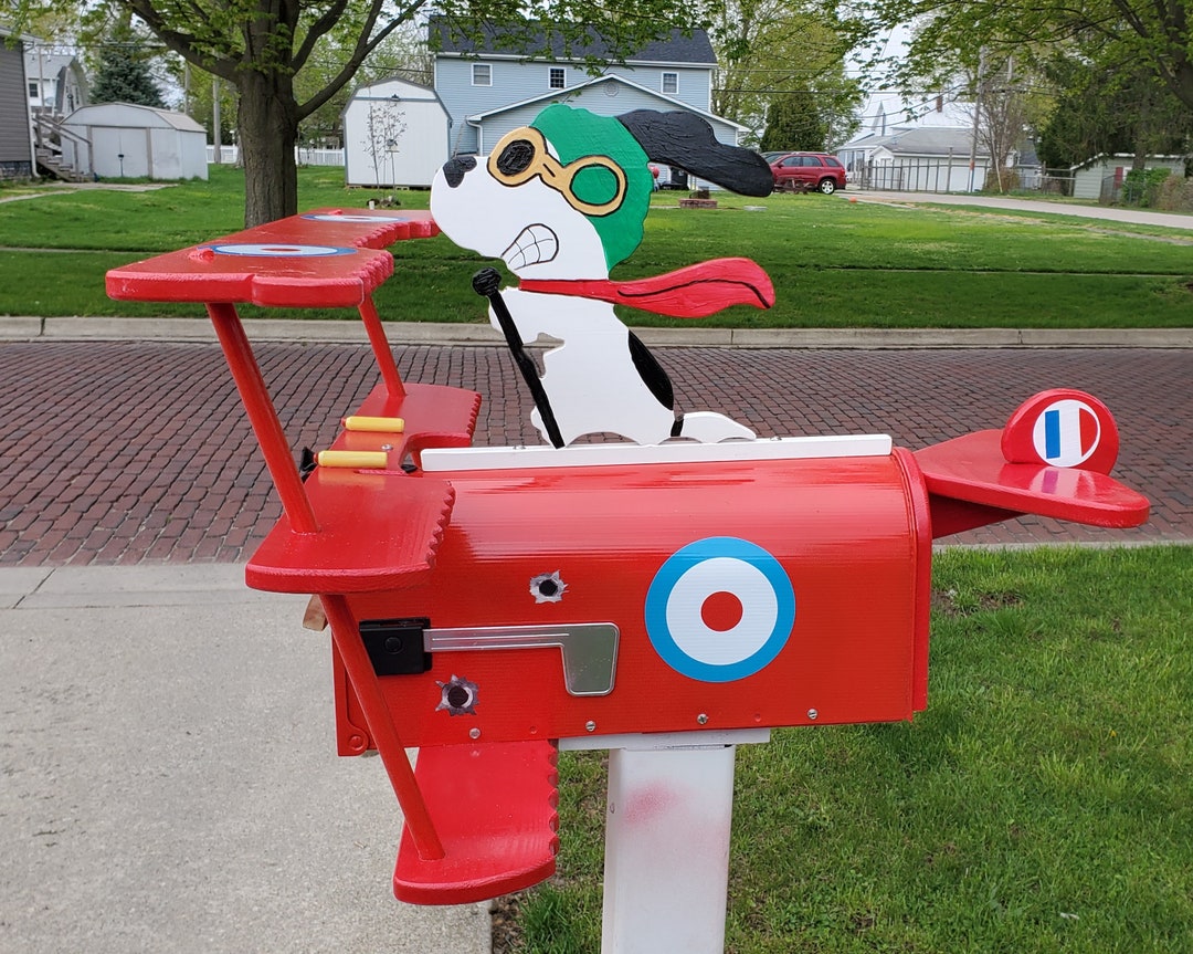 Red Baron Tri-plane Mailbox-mailbox-rural Tri-plane Mailbox-character ...