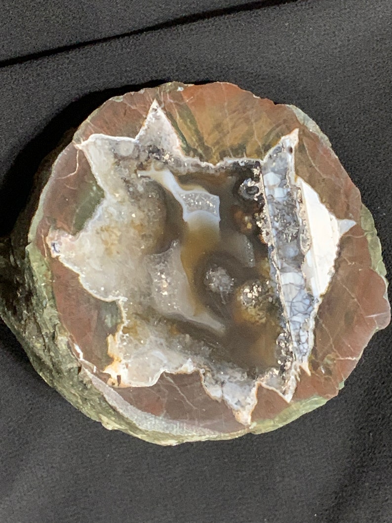 Polished Black and White Geode/thunderegg From Oregon | Etsy