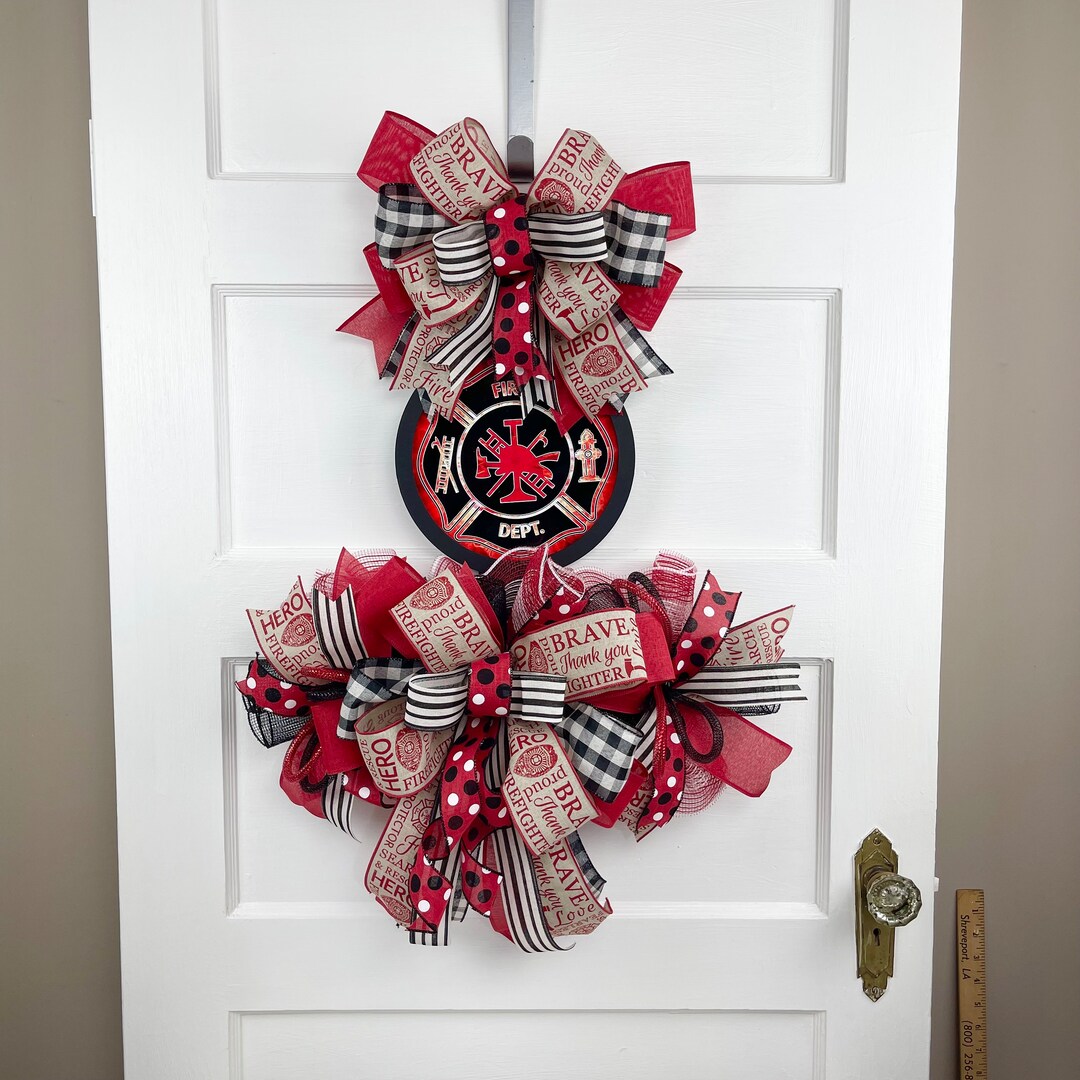 Firefighter Front Door Wreath, Firehouse Hero Wall Decor, Firefighter ...
