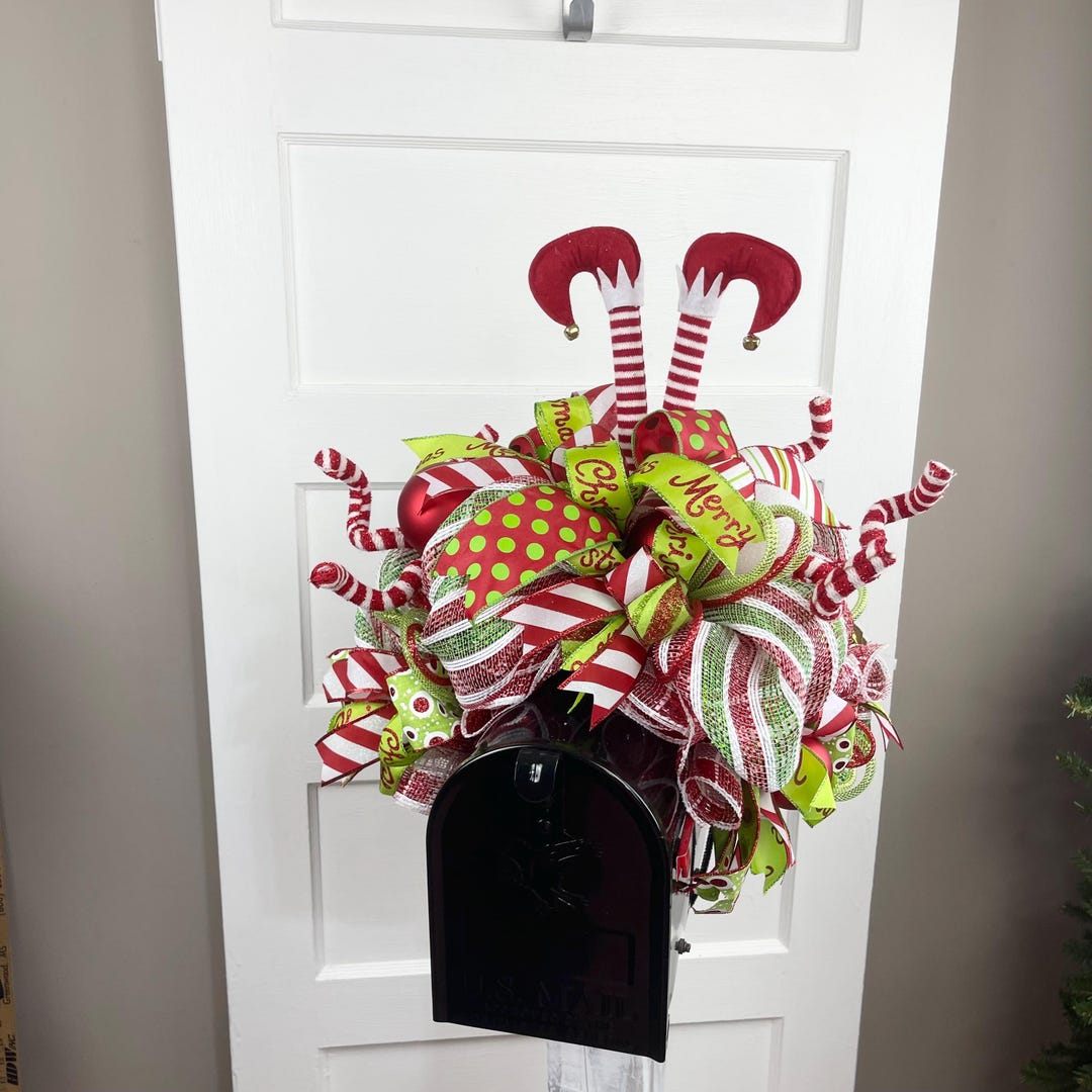 Elf Mailbox Swag, Christmas Outdoor Decoratation - Etsy