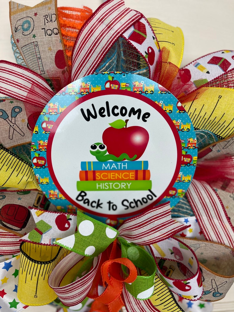 Small Teachers Welcome Back to School Classroom Door Wreath, School ...