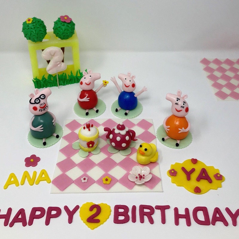 Peppa Pig Cake Topper - Etsy