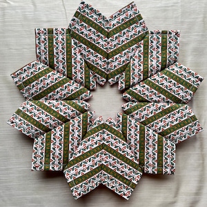 Christmas Table Centrepiece Wreath Origami Candle Mat Table Topper ...