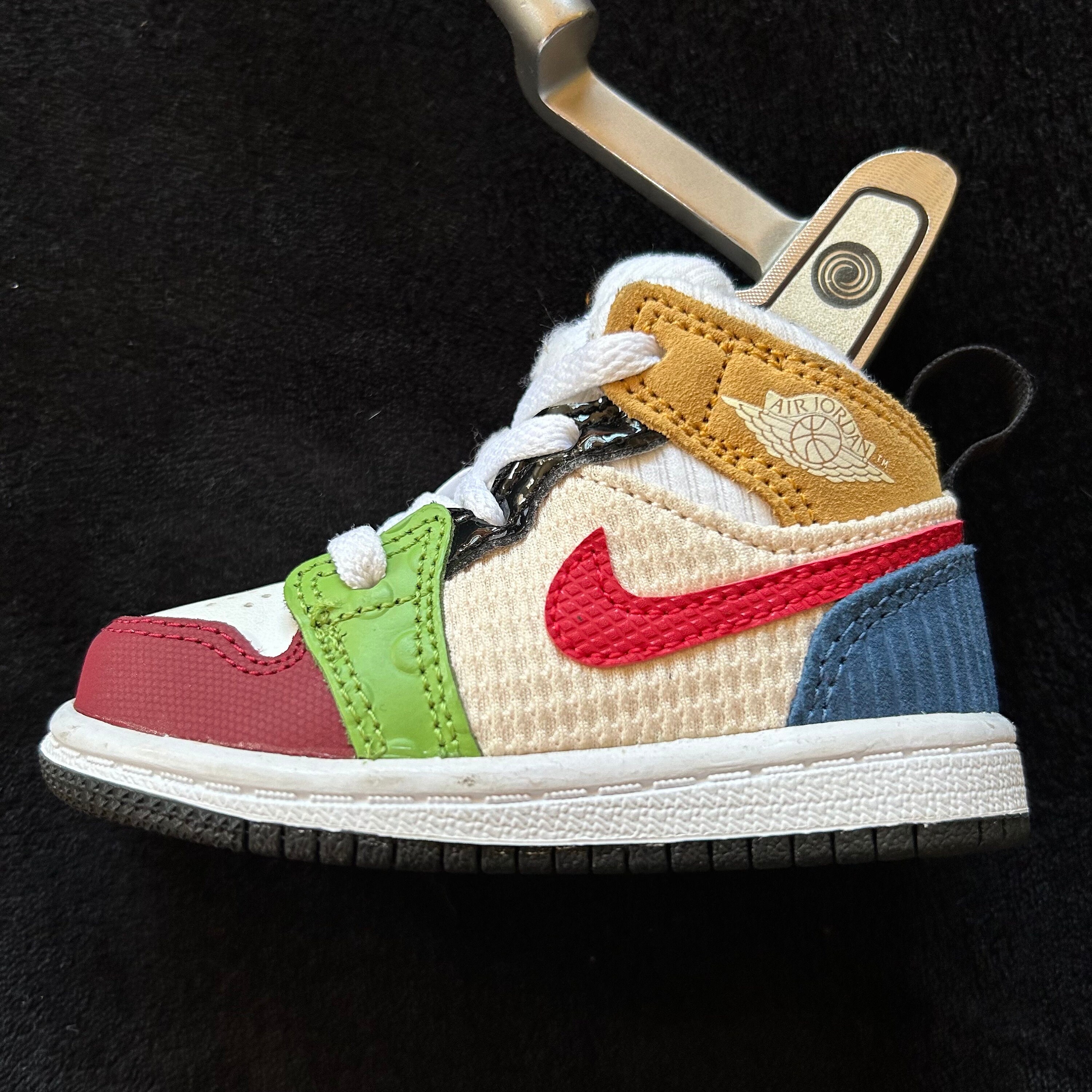 Jordan 1 Messy Room Custom Golf Putter Cover - Etsy