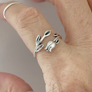 Sterling Silver Delicate Tulip Flower Ring With Leaves, Dainty Ring ...