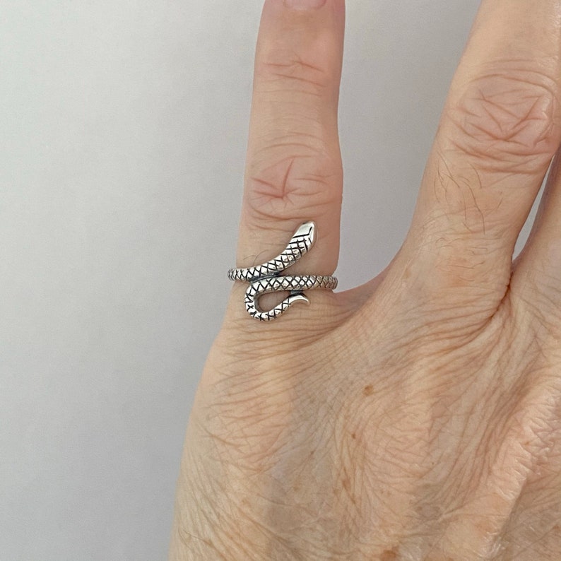 Sterling Silver Snake Toe Ring Silver Ring Reptile Ring - Etsy