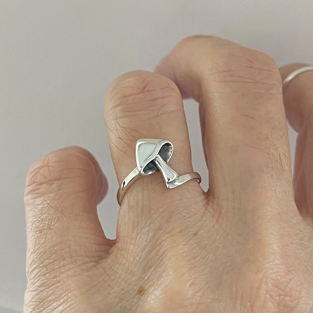 Sterling Silver Mushroom Ring, Spirit Ring, Dainty Ring, Silver Ring - Etsy