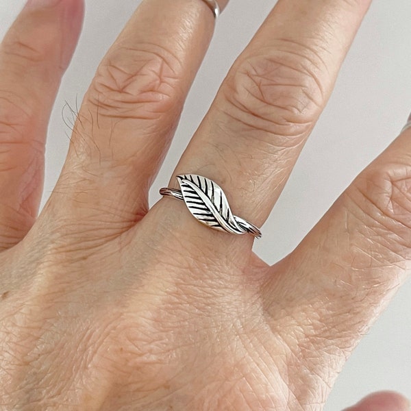 Sterling Silver Leaf Ring - Etsy