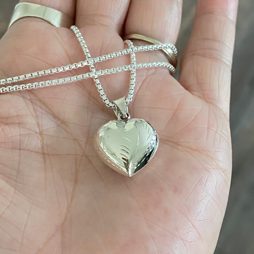Collar de corazón hinchado hueco grabado grande de plata de ley, collar ...