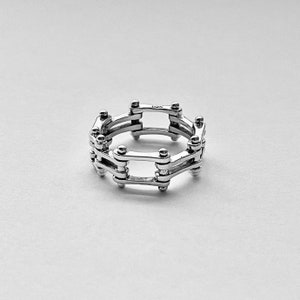 Sterling Silver Unisex Bike Chain Ring, Bikers Ring, Link Ring, Bicycle ...