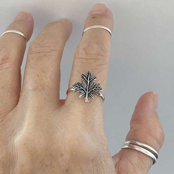 Maple Leaf Ring - Etsy