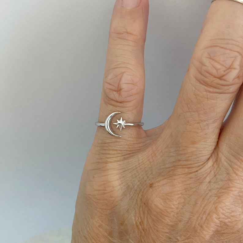 Sterling Silver Delicate Crescent Moon and Twinkle Star Ring - Etsy Canada