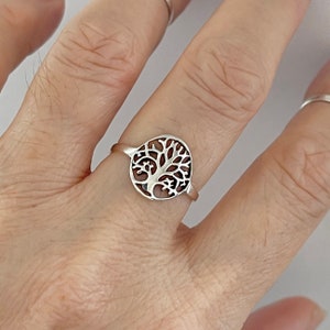 Sterling Silver Small Tree of Life Ring, Leaf Ring, Tree Ring, Fortune ...