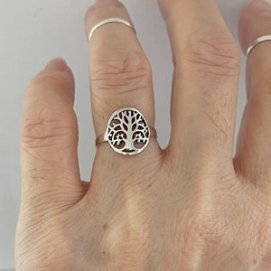 Sterling Silver Small Tree of Life Ring, Leaf Ring, Tree Ring, Fortune ...