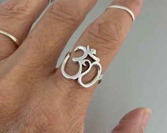 Om Ring - Etsy