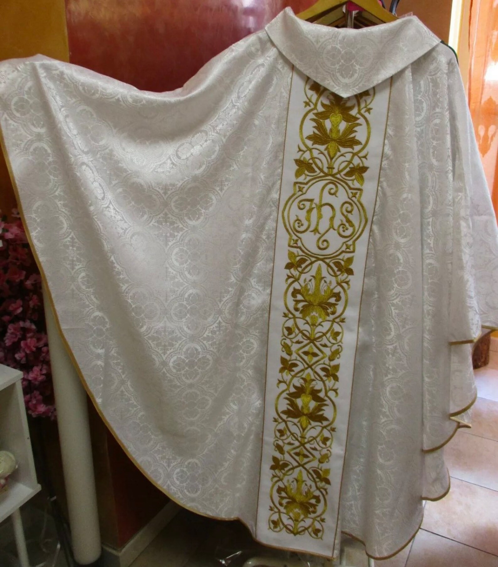White Damask Chasuble Vestments - Etsy