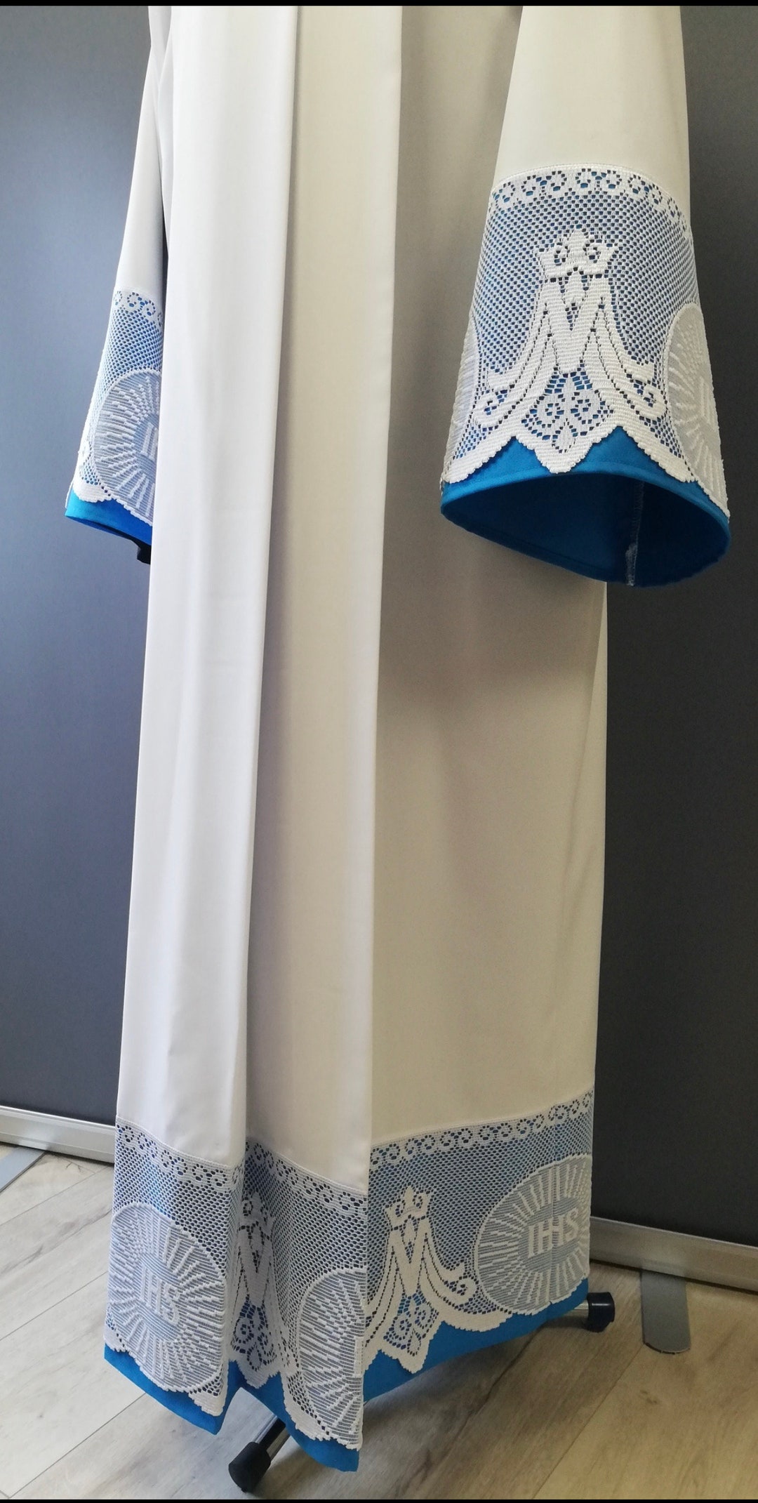 Marian Lace Alb With Square Neck Chasuble Vestments - Etsy