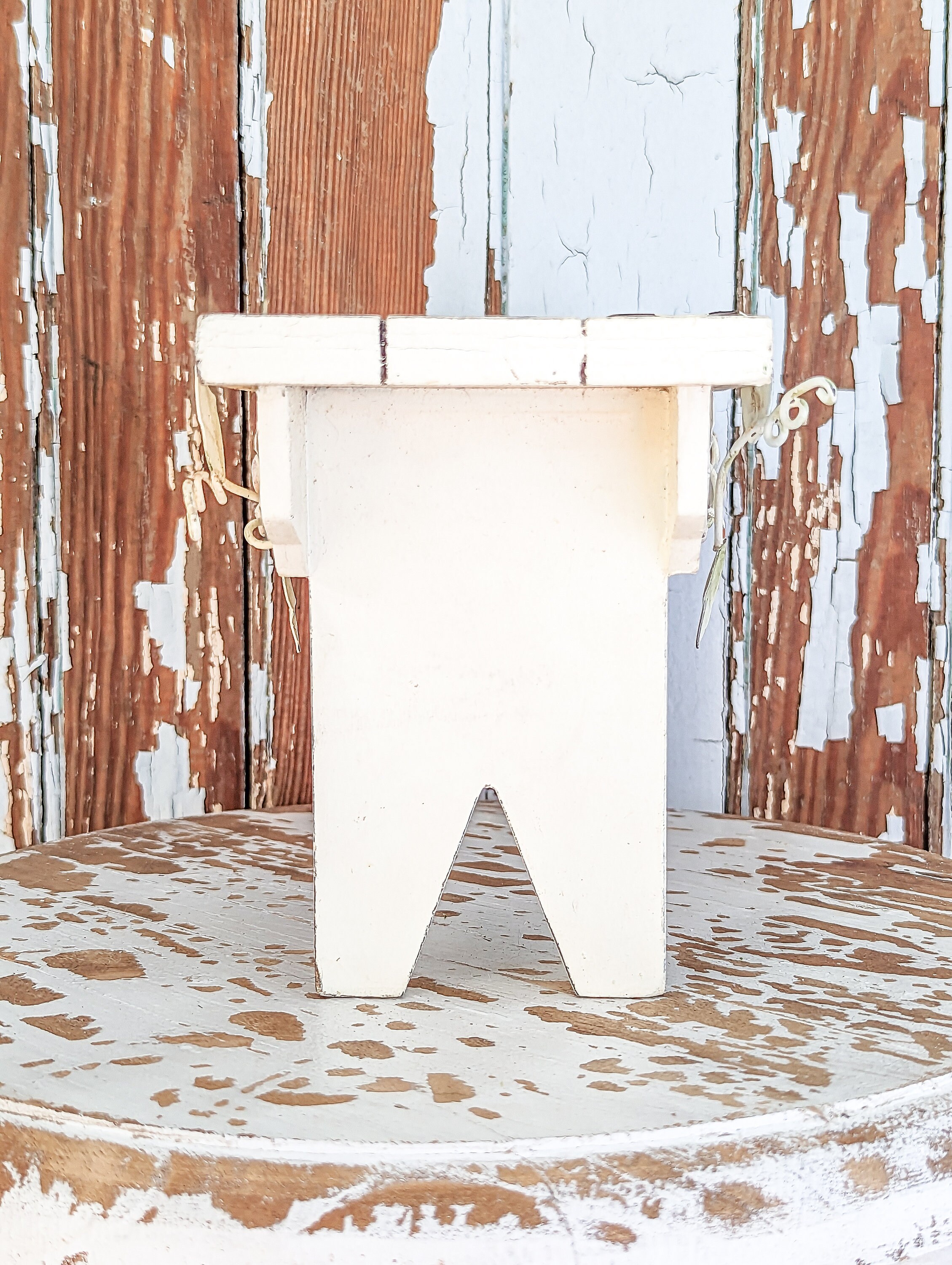 Chippy Stool Primitive Stool Milking Stool Wood Bench - Etsy