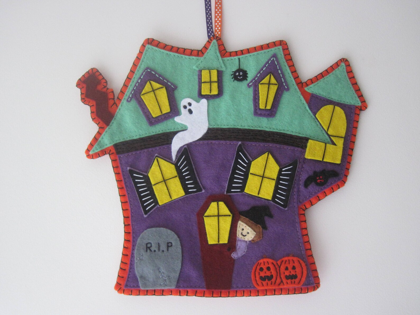 Halloween Haunted House Sewing Pattern: DIY Felt Decoration (PDF) - Etsy