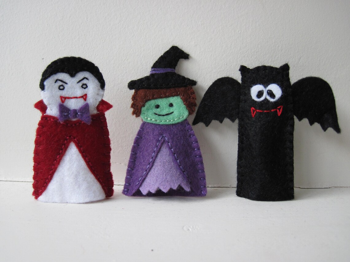 PATTERN: Halloween Felt Finger Puppet Sewing Tutorial - Witch, Bat ...